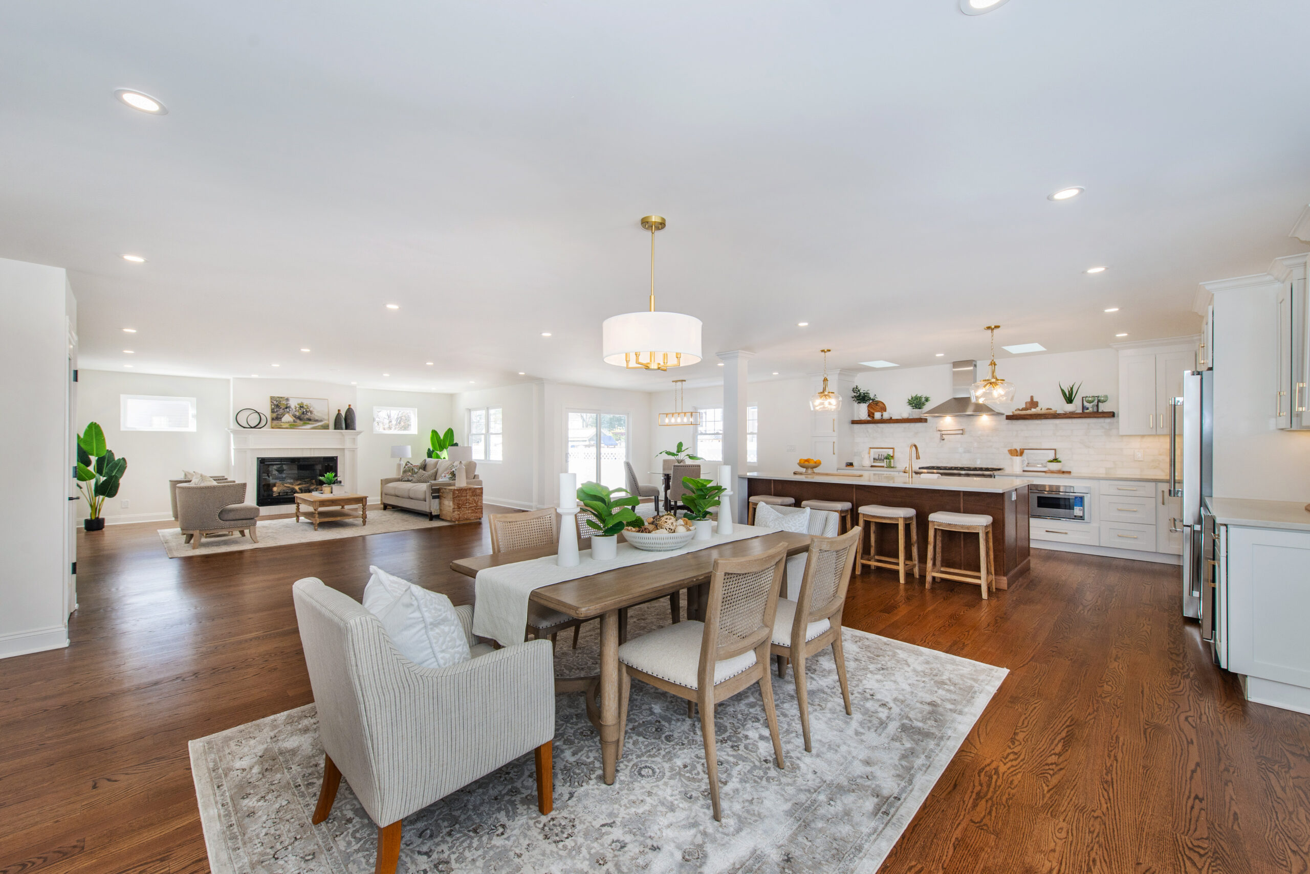 Home - Interiors By Laura